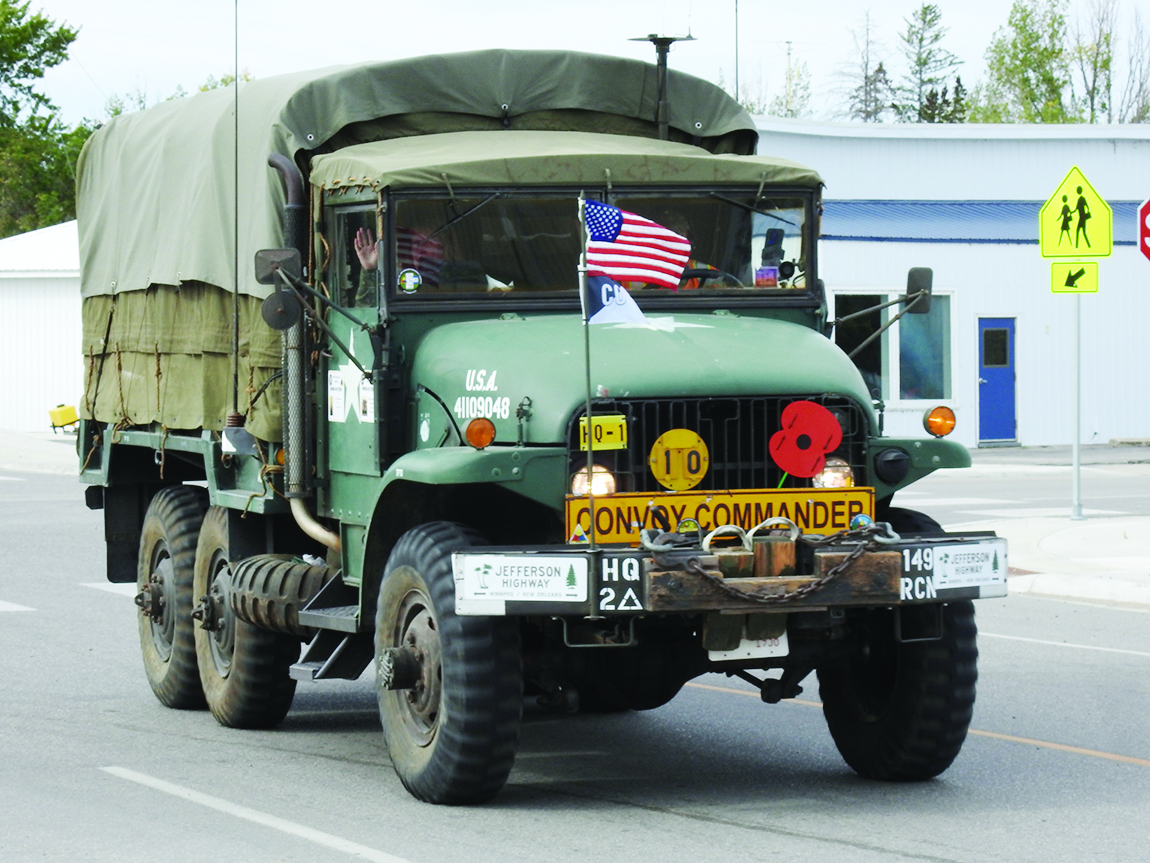 Military convoy goes through Hallock, stops in Karlstad – The Kittson ...