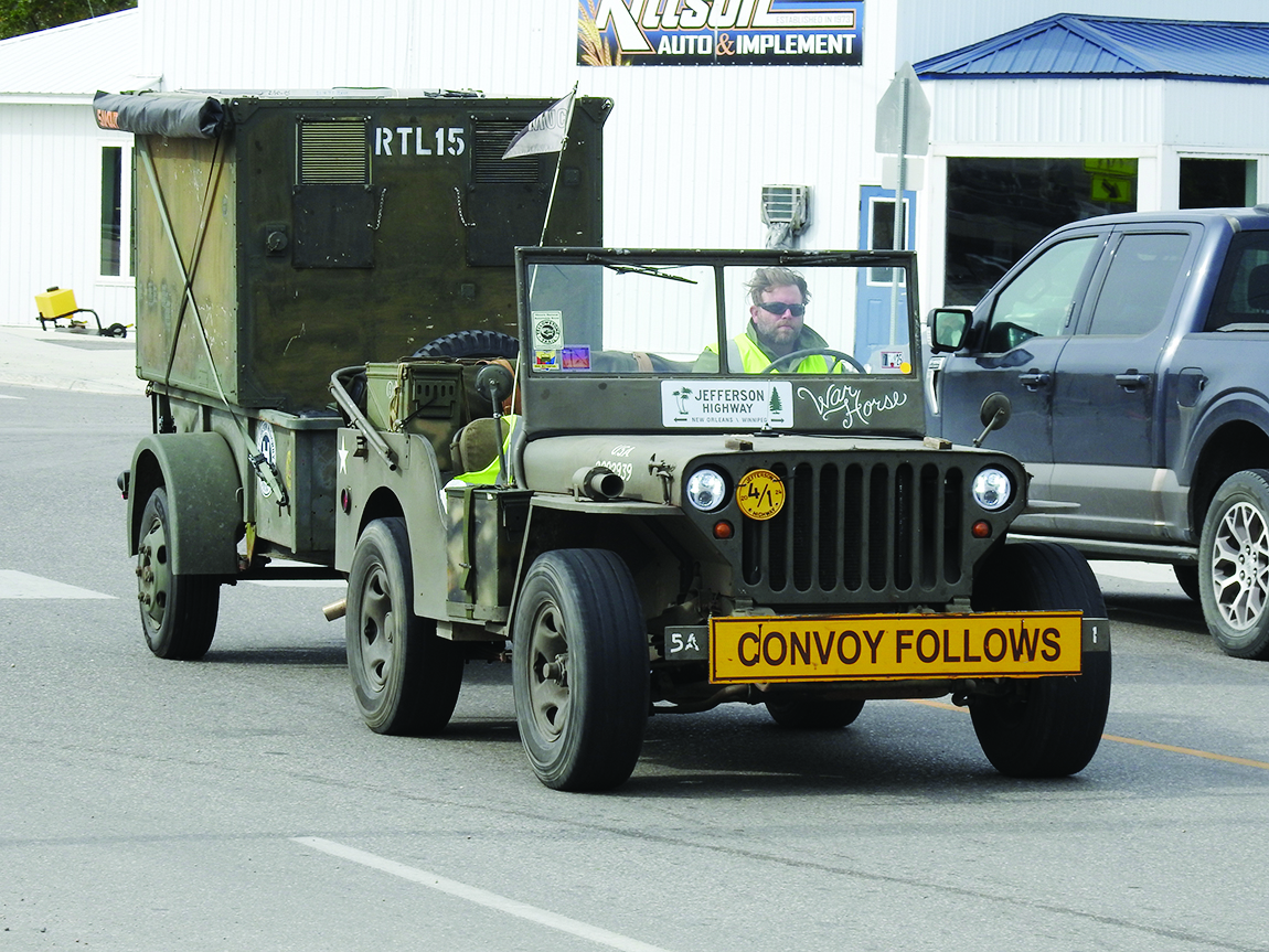 Military convoy goes through Hallock, stops in Karlstad – The Kittson ...